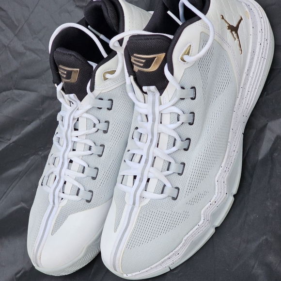 Jordan | Shoes | Air Jordan Cp3 Ix Ae Mens Sz 15 White Gray Nike Jordan ...
